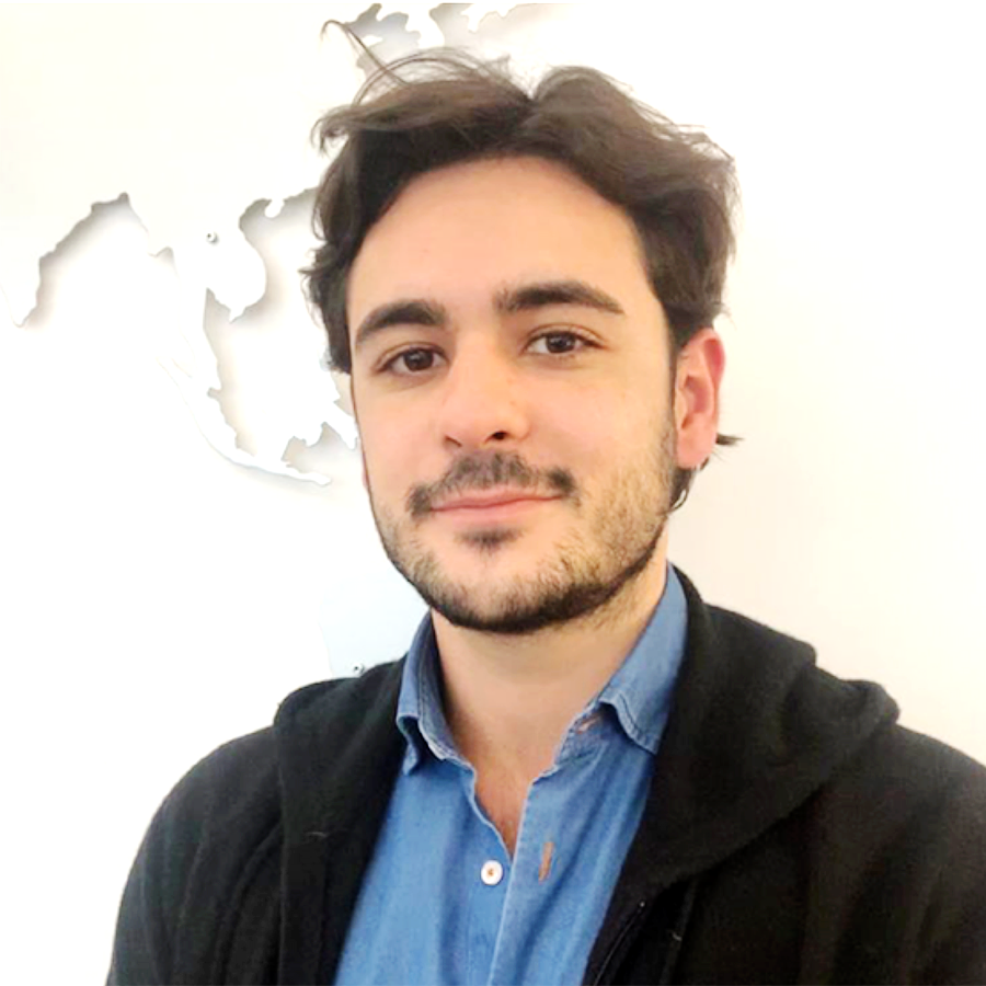 Lawyer Specialized in Immigration Law in Paris - 1st Appointment Free